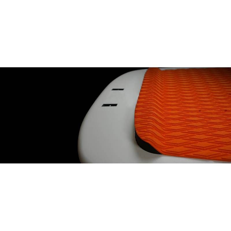 i-99 Duo Foiler Wing u. Wind-Foilboard